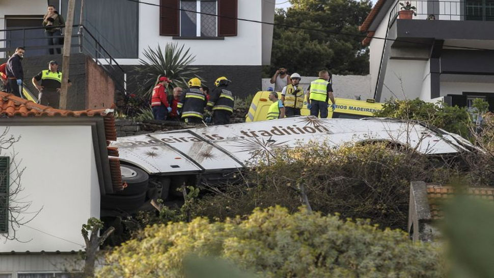 28 killed in Portuguese tourist bus crash | World News in Kannada ...