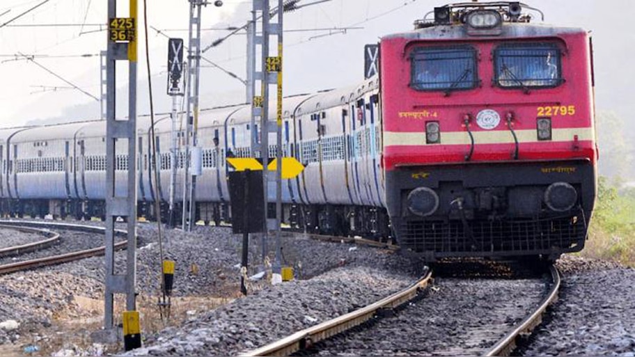 PNR ಲಿಂಕಿಂಗ್‌ಗೆ OTP ಆಧಾರಿತ ಮರುಪಾವತಿ: ಪ್ರಯಾಣಿಕರಿಗೆ ಭಾರತೀಯ ರೈಲ್ವೆ ಗಿಫ್ಟ್ ...