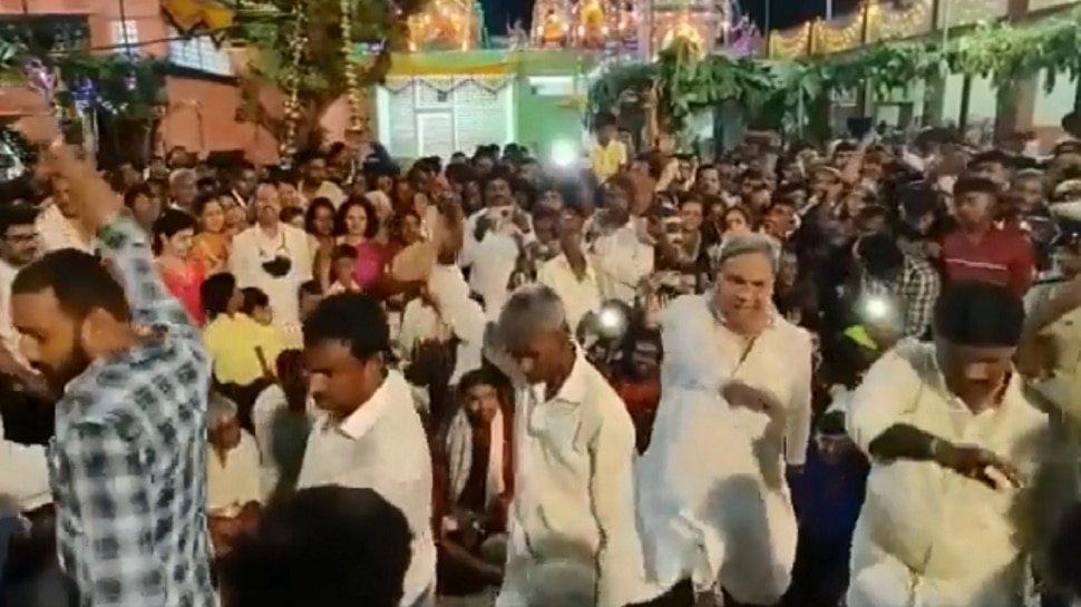 Video: Siddaramaiah has performed folk dance in his village|Watch ...