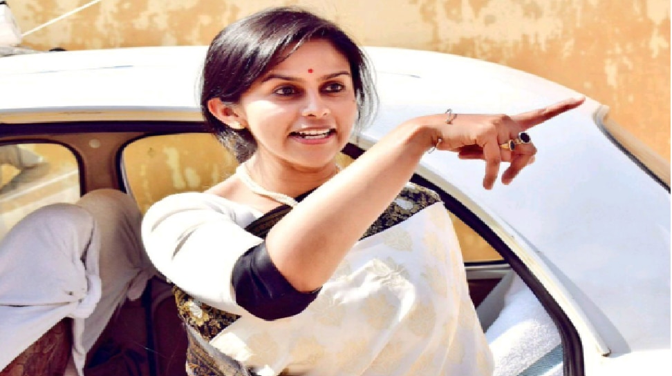 IAS officer Priyanka Shukla who quit her job as a doctor to crack UPSC ...
