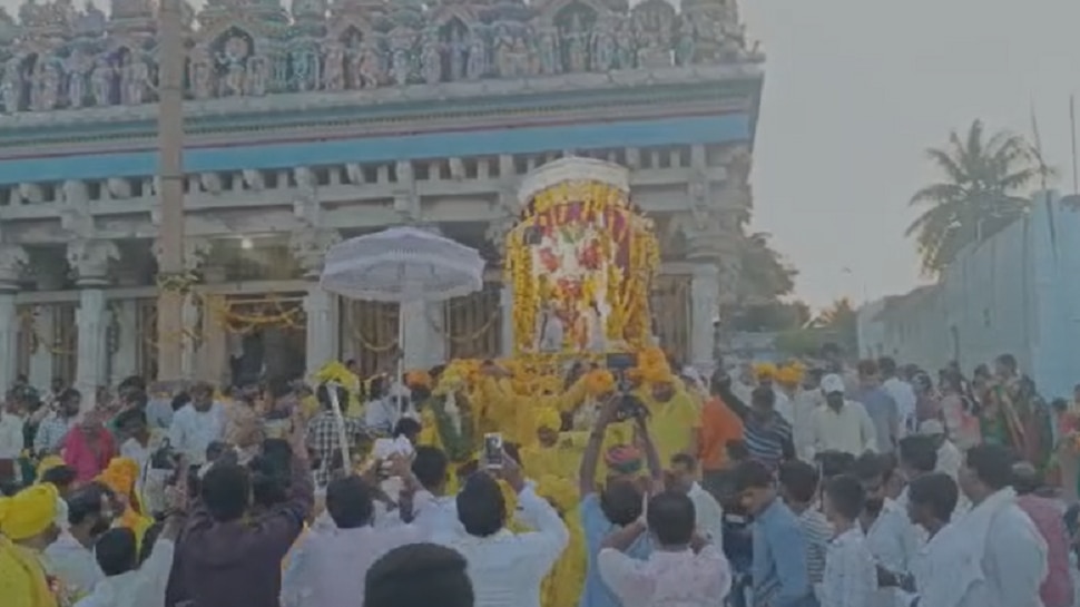 Surapura Venugopal Swamy festival ಸುರಪುರಿನಲ್ಲಿ ವೇಣುಗೋಪಾಲ ಸ್ವಾಮಿ ದೇವರ ...