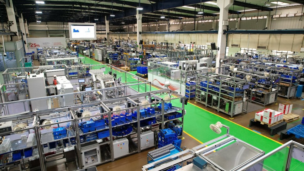 ABB India expands Smart Power factory with cobots | ಕೋಬೋಟ್ಸ್ ನೊಂದಿಗೆ ...