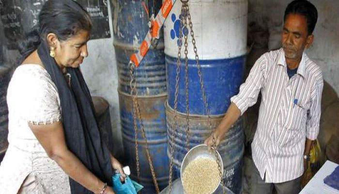 distribution of sugar on discount rate to ration card holders in up ...