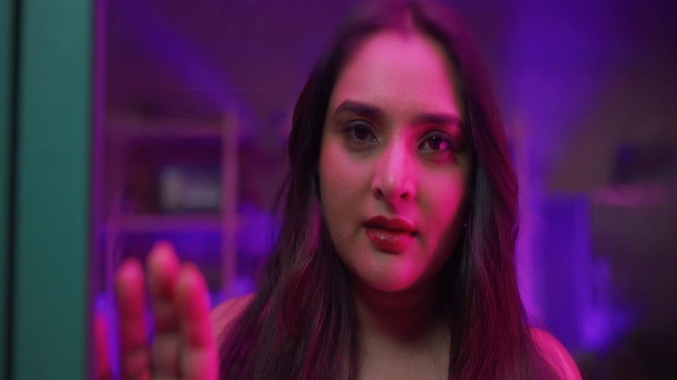 Sandalwood Queen Ramya Promotion for the Hostel Hudugaru Bekagiddare ...