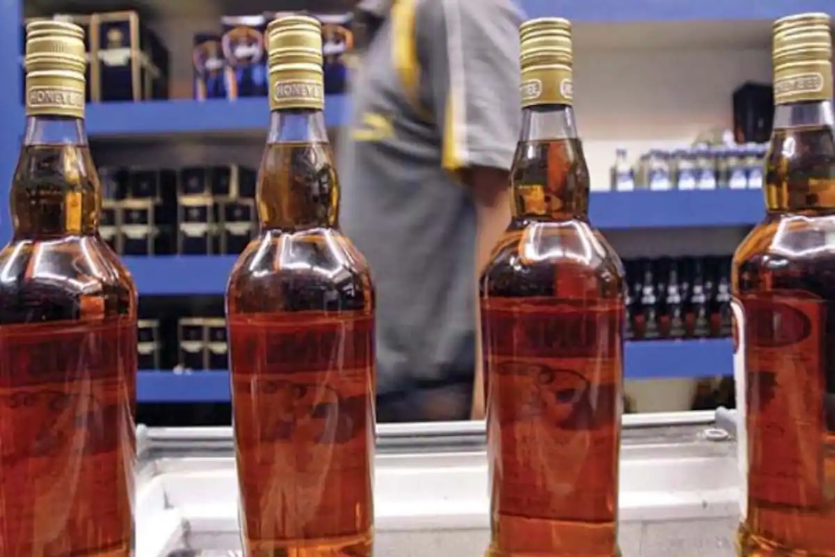 alcohol poisoning emergency treatment save life illicit liquor symptoms ...