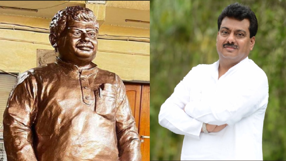 Bronze statue of MB Patil in Sangapur village in babaleshwar taluk ...