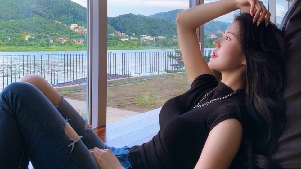 South Korean actress Park Soo Ryun dies after fall from stairs ...