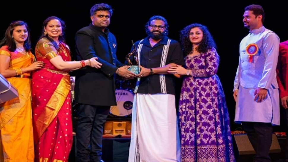 Rishabh Shetty was honored with the World Best Kannadiga 2023 Award ...