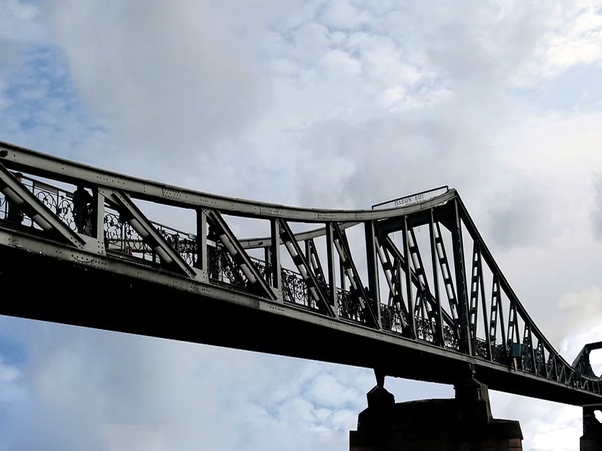 bridge steeling 4 robbers theft 6000 kg steel bridge over night in ...