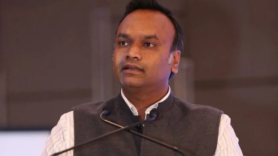 Borewell water contaminated: Minister Priyank Kharge Notice to ...