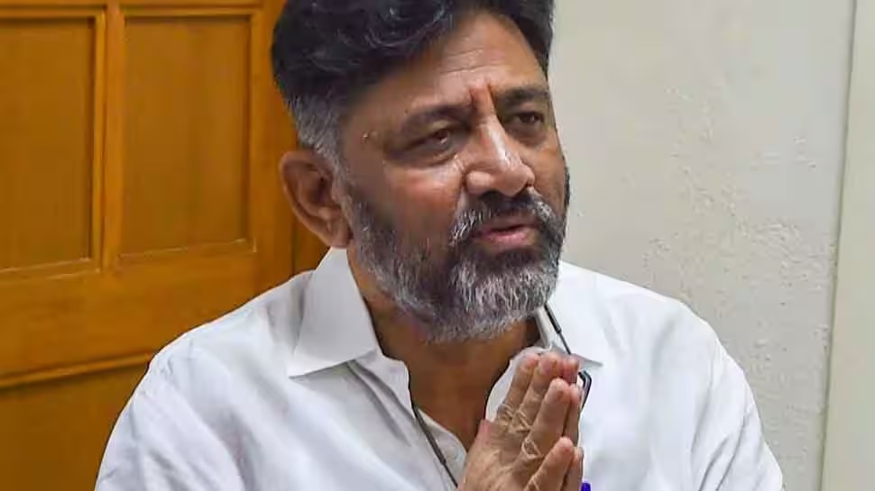 DCM DK Shivakumar Slams BJP Over Rahul Gandhi's New Age ‘Ravan’ poster ...