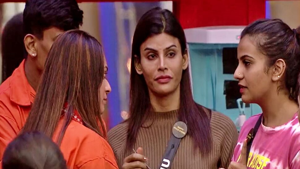 Namratha and Tanisha fight in Kannada Bigg Boss house | ಬಿಗ್‌ ಬಾಸ್ ...