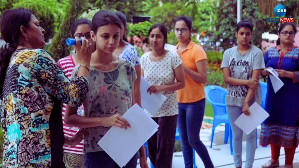 Enforcement of dress code for Kset exam | ಕೆ-ಸೆಟ್ ಪರೀಕ್ಷೆಗೆ ವಸ್ತ್ರ ...