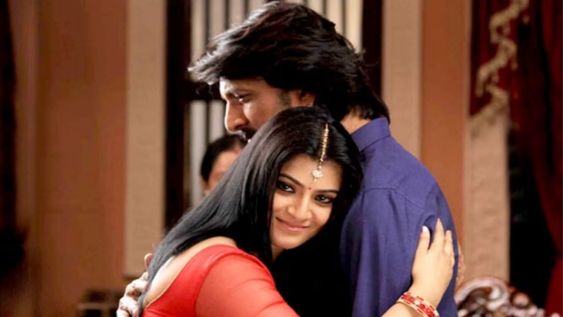 Varalaxmi Sarathkumar: Marriage 18 years ago... Do you know what actress Manikya said about ...