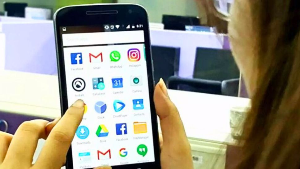 Harmful apps: Do you have these apps on your phone..? Delete ... Harmful apps: Do you have these apps on your phone..? Delete ...