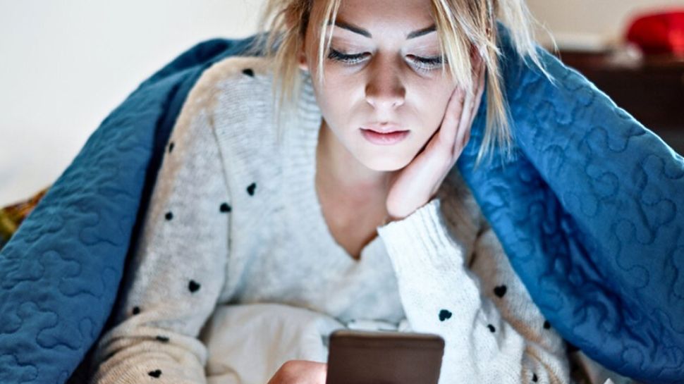 Cell Phone Side Effects: Do you use the phone for more than four hours ...