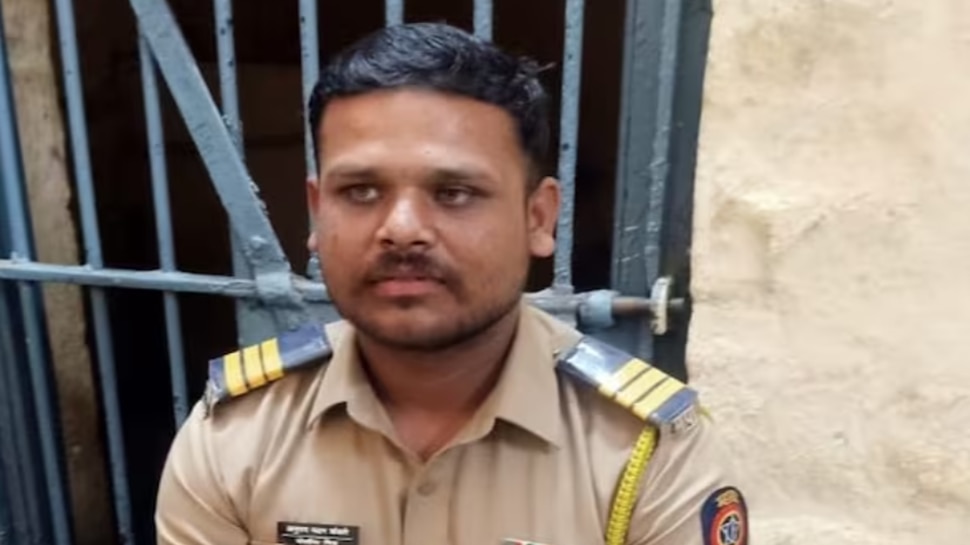 Man wears Police uniform to help sister cheat in exam was Arrested ...