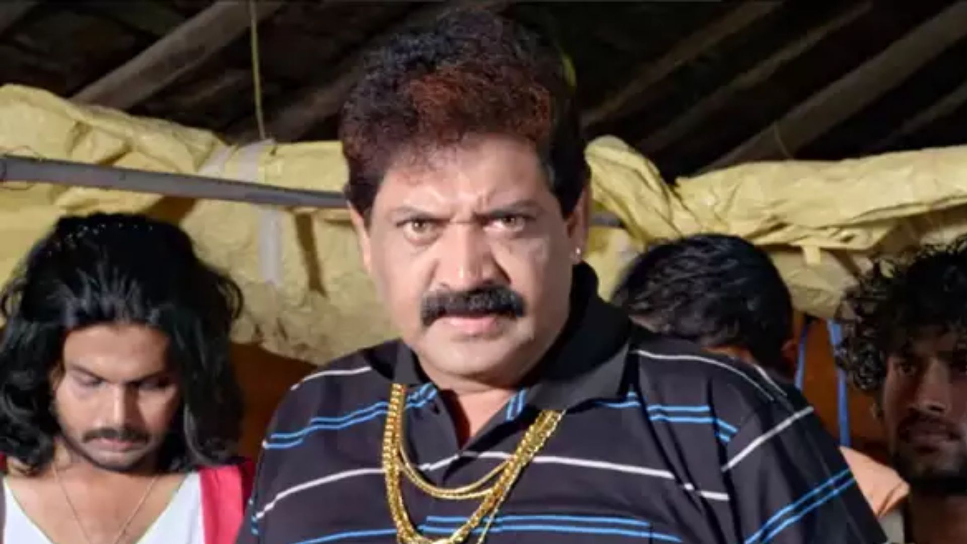 Do you know why Sandalwood Senior Actor Shobaraj Stay away from Kannada ...