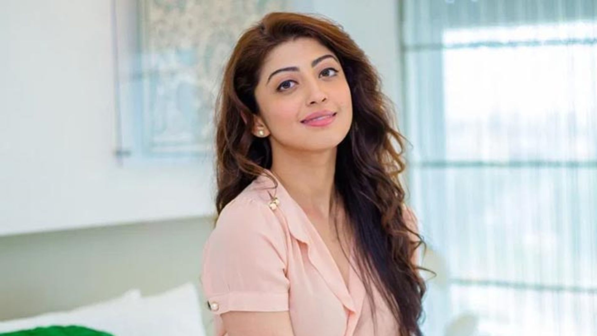 Star South Actress pranitha subhash husband Captured Bath Room Video ...