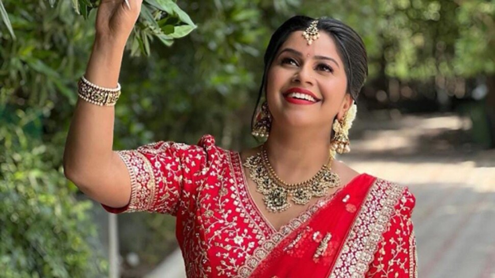 Anchor Anushree shared the promo on Instagram and talked about love and ...