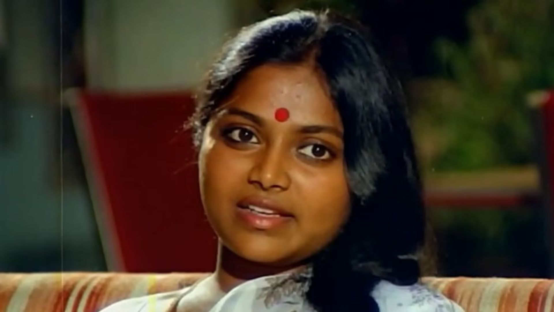 Sandalwood Actress saritha About When kicked by husband Mukesh to her in the stomach when she ...