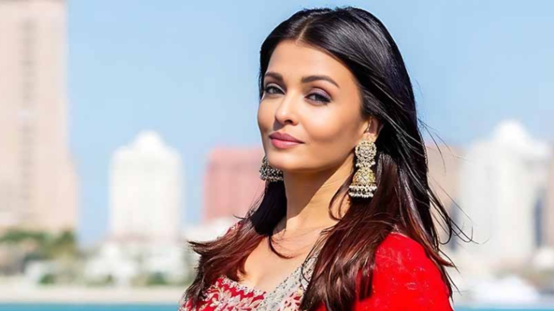 Amid Divorce Romous With Abhishek Bachchan Fans Posted Actress ...