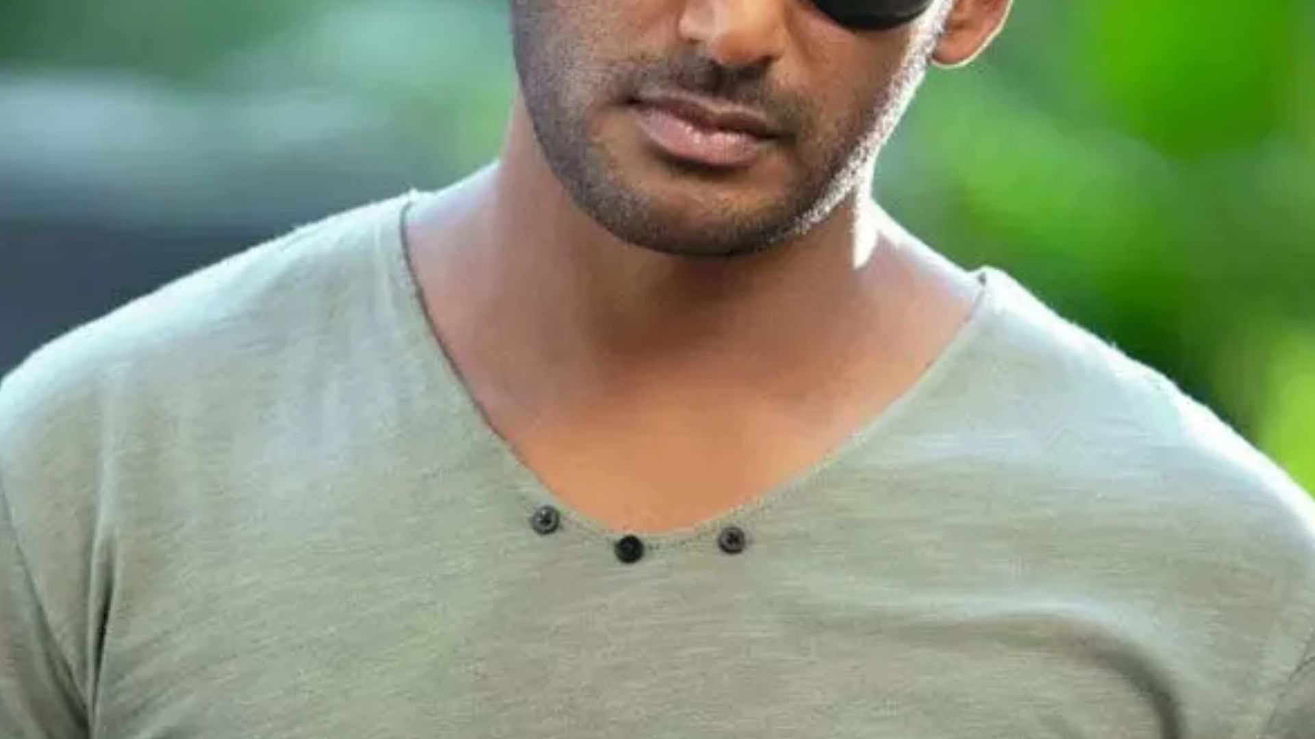Famous Kollywood Actor Vishal health Problem | ನಡೆದಾಡಲೂ ಹರಸಾಹಸ ...