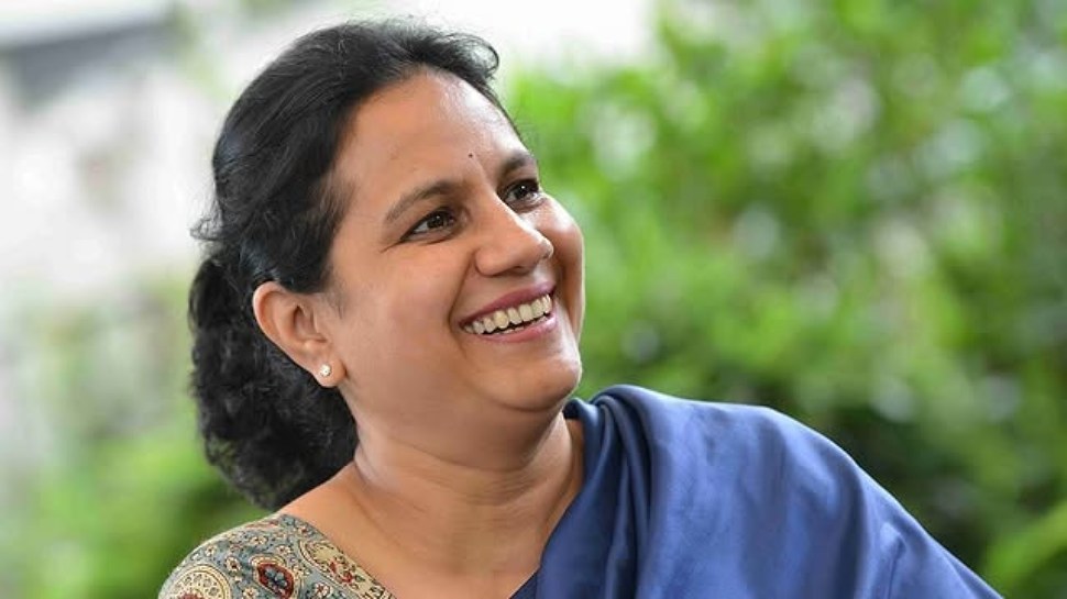 Ashwini Puneeth Rajkumar Total Property And Her Real Age | ಭವ್ಯ ಬಂಗಲೆ ...