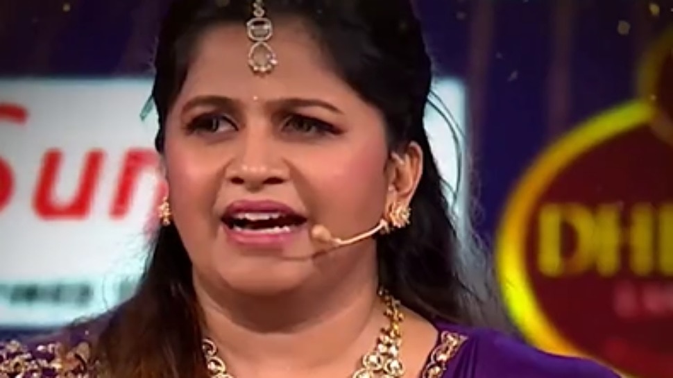 This Famous actor wearing ring to Anushree on the stage of Sarigamapa ...