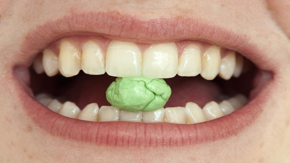 What happens if chewing gum accidentally gets into your stomach while ...
