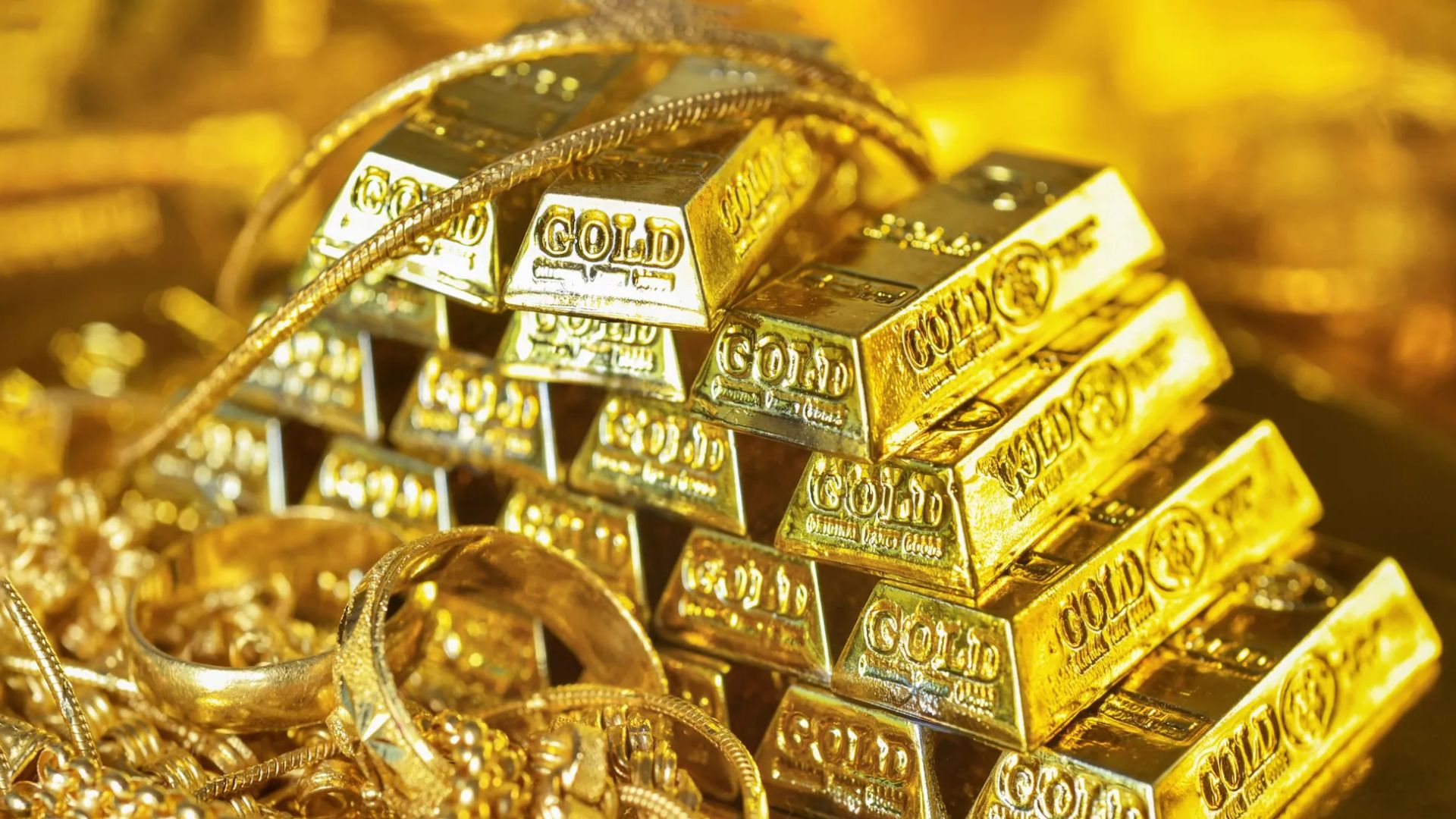 emi option offered for purchasing gold | ಚಿನ್ನದ ಬೆಲೆ ಏರಿಕೆ ನಡುವೆ ...