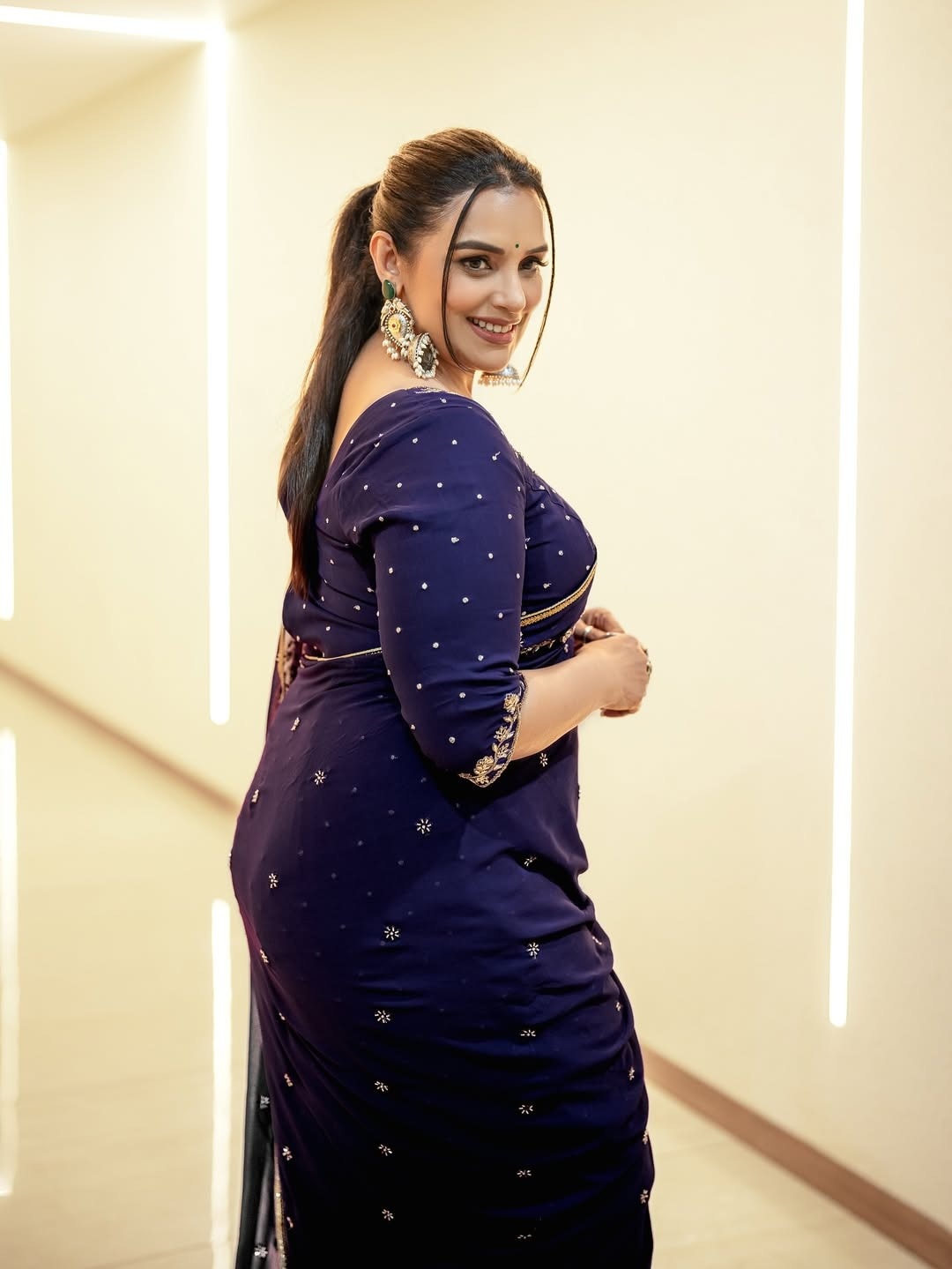 shwetha menon urge to fix work hours for women in cinema | ನಾನು ...