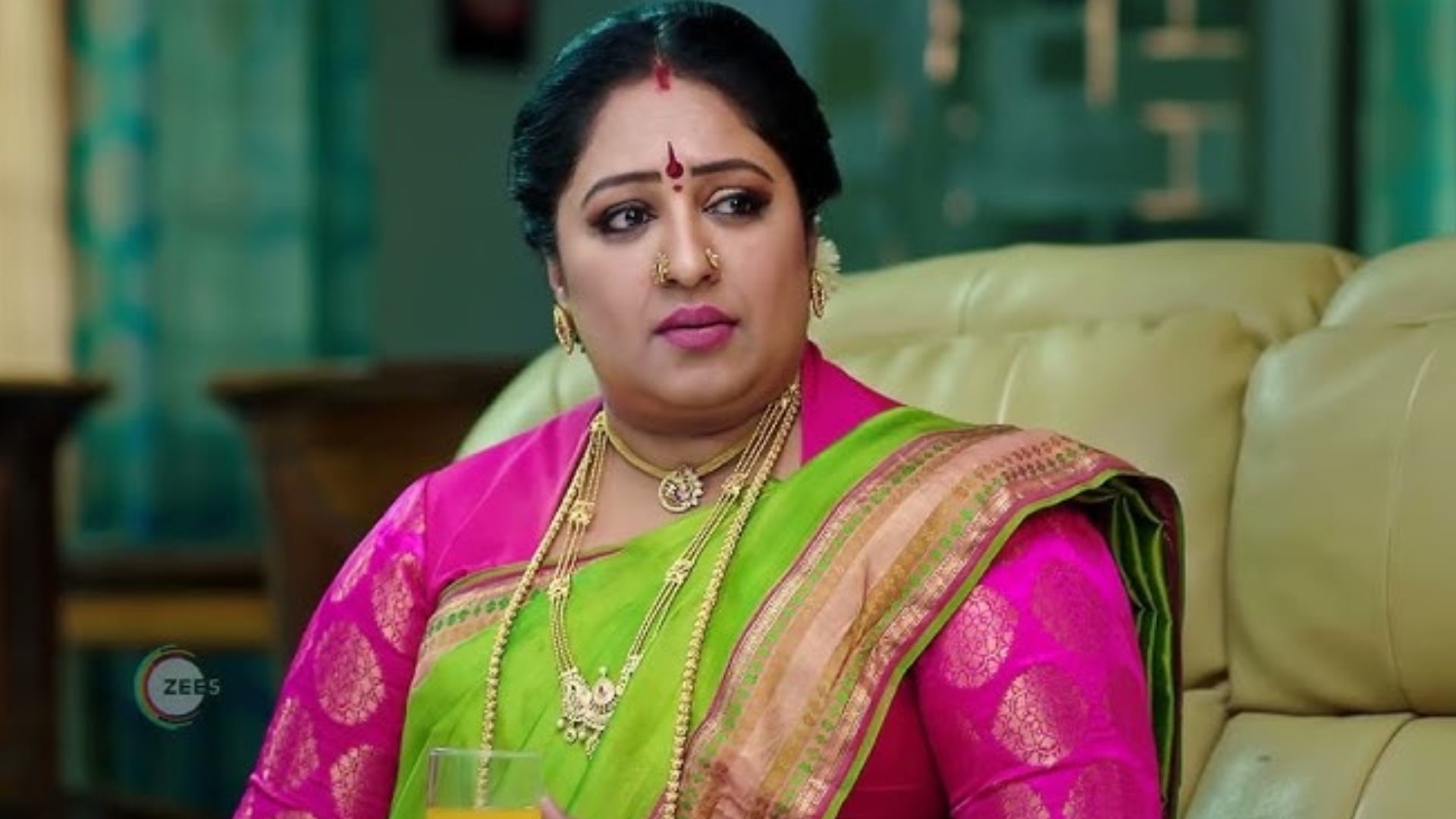 Bigg Boss Kannada Season 12 Manju Bhashini real life | ಬಿಗ್‌ಬಾಸ್‌ ಮನೆಗೆ ...