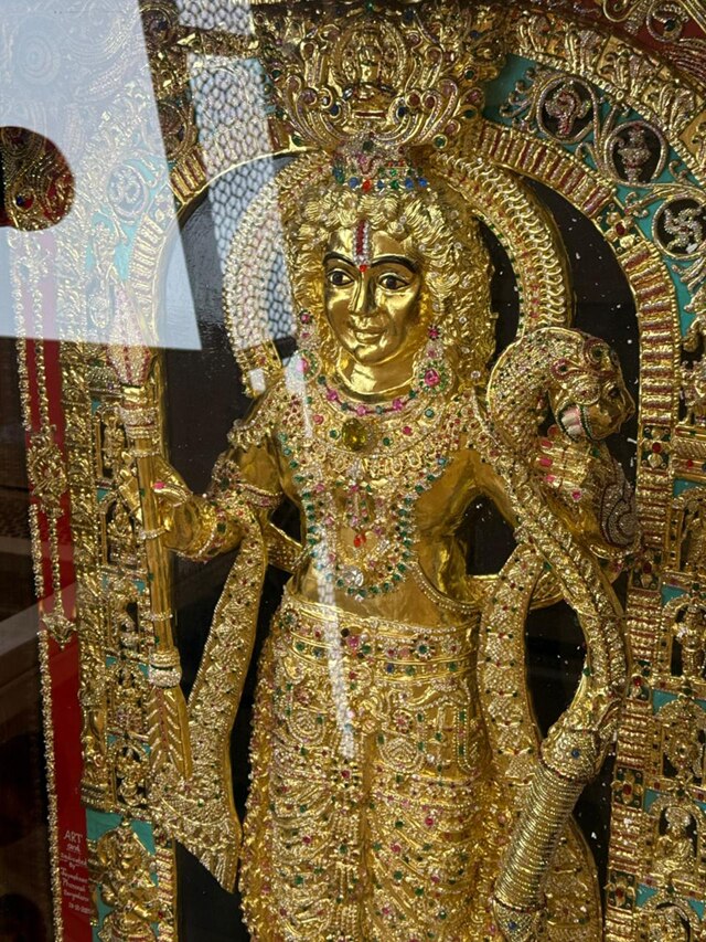 A devotee from Karnataka donated a 10 foot tall golden idol of Lord ...