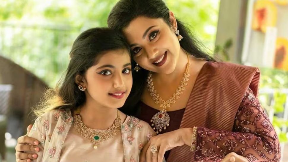 Actress meena daughter latest photo goes viral |ನಟಿ ಮೀನಾ ಮಗಳು ...