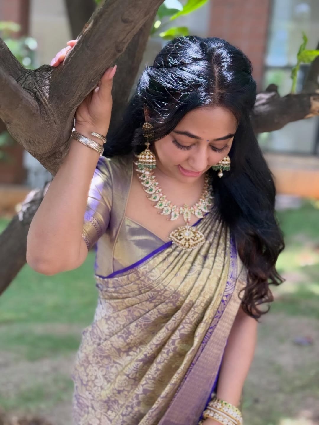 Vijayalakshmi Darshan shares latest photos in saree | ನಮ್ಮ ಅತ್ತಿಗೆ ...