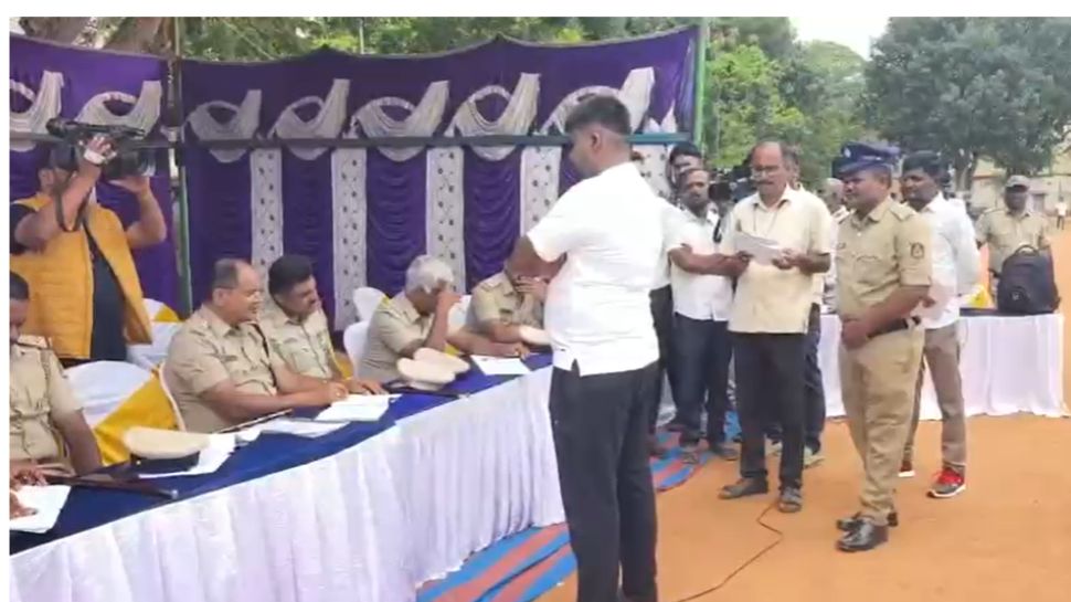 ರೌಡಿಸಂ ಬಿಟ್ಟರೆ ಲೈಫು.. ಇಲ್ಲಾಂದ್ರೆ ಗಡಿಪಾರು; ಪೋಲಿಸರ ಖಡಕ್ ವಾರ್ನಿಂಗ್ ...
