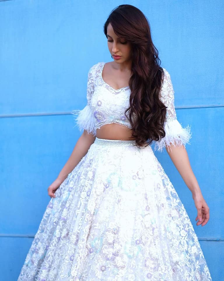 Nora Fatehi photo gallery|Photo Gallery: ಶ್ವೇತ ವರ್ಣದ ಉಡುಗೆಯಲ್ಲಿ ಮಿಂಚಿದ ...