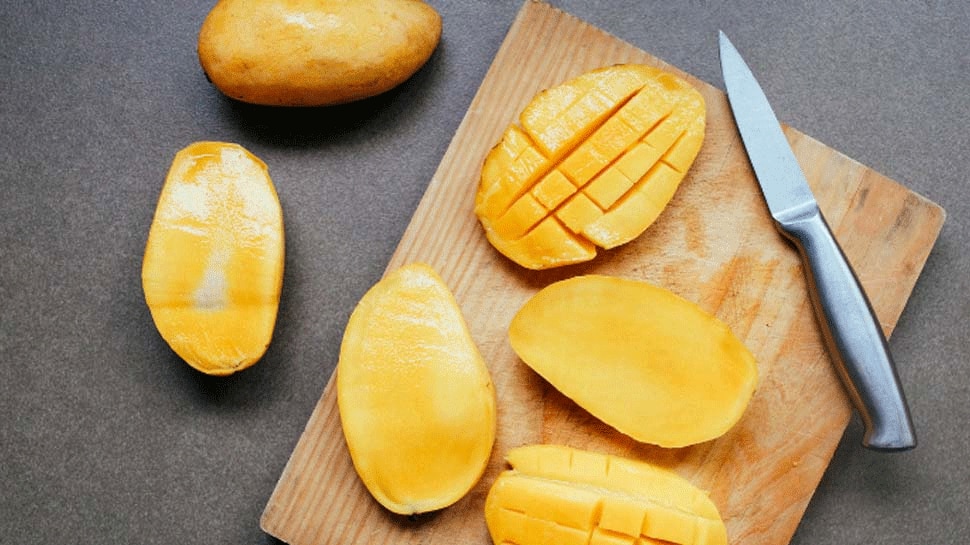 Are you also eating poisonous mangoes, toxic chemicals in mangoes are ...